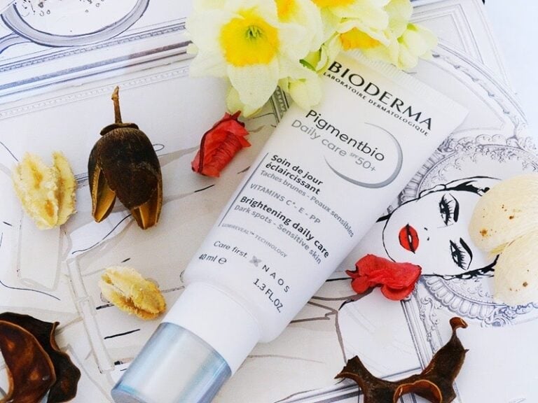 Can You Mix Sunscreen With Moisturizer? – Beautiful With Brains
